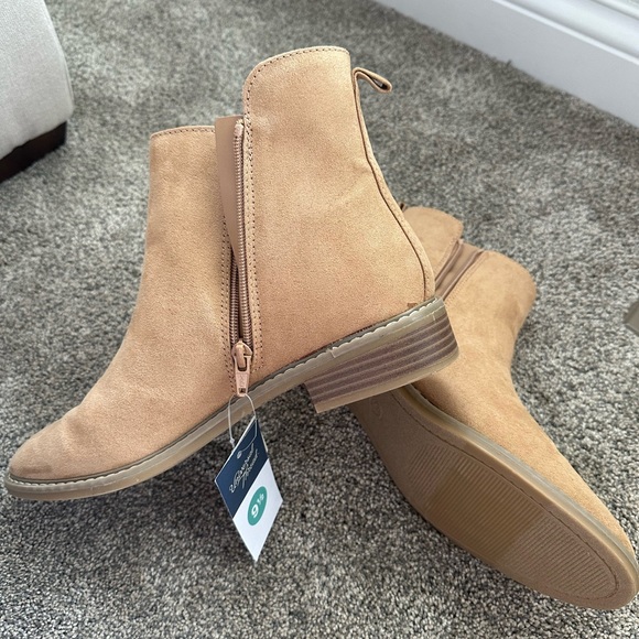 Universal Thread | Shoes | Universal Threadbrenna Boots | Poshmark